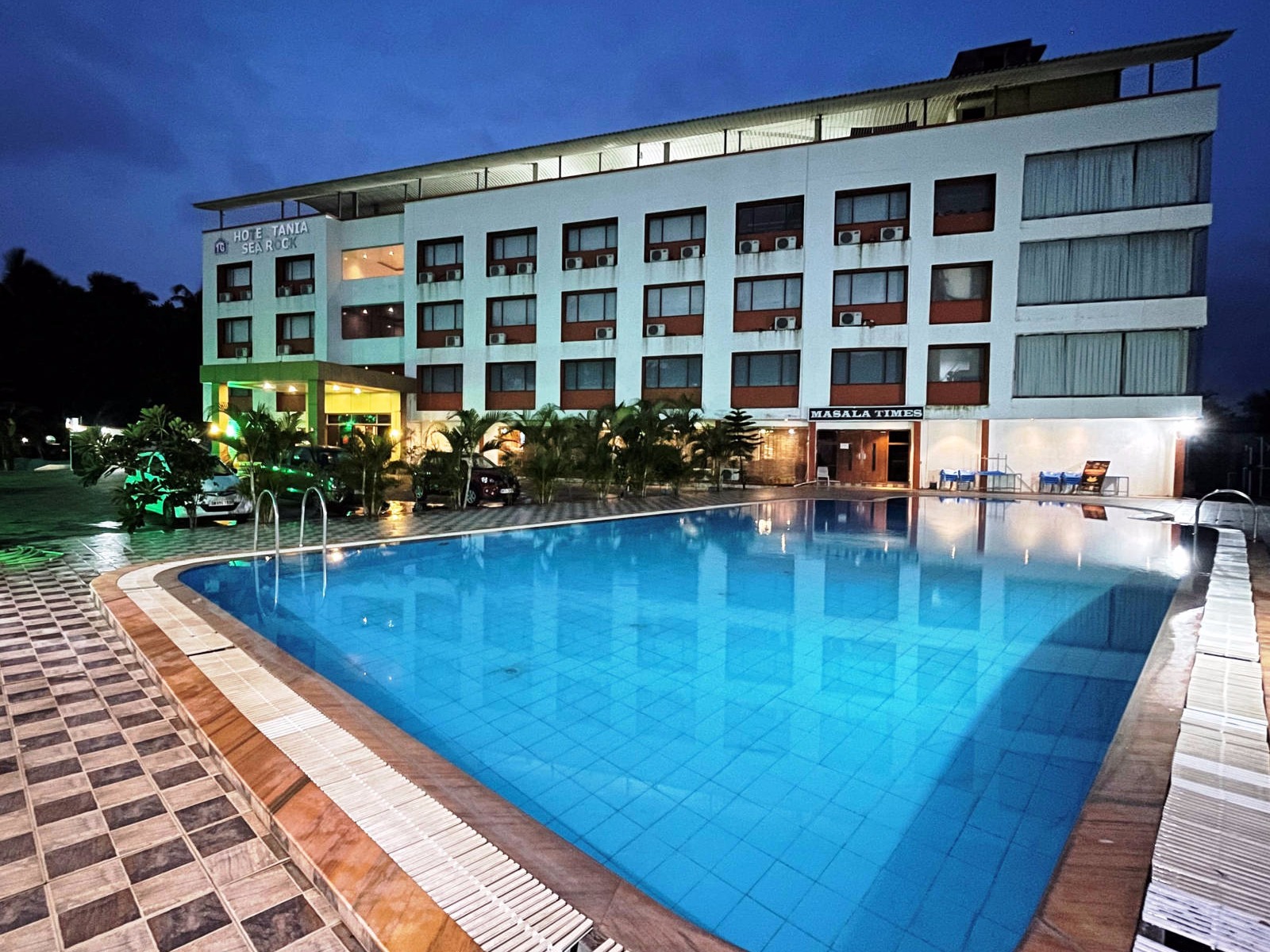 Home : Tania Searock Hotel, Daman